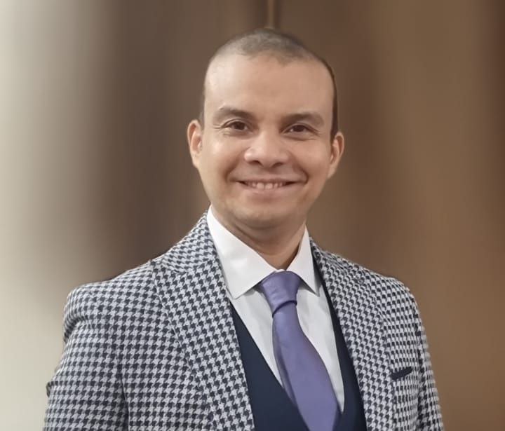 Dr. Mohamed Reffat portfolio - Phacohandson